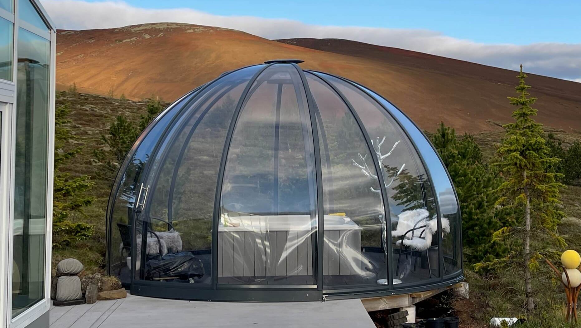 Outside Space Solutions' Going global : Bringing Royal Comfort to ...